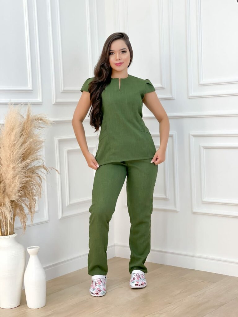 Scrubs Maria Melange Verde Musgo – Yone Jalecos
