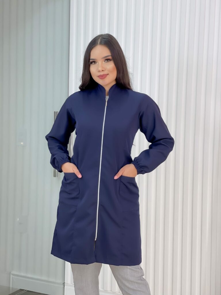 Jaleco Gabardine Azul Marinho – Yone Jalecos
